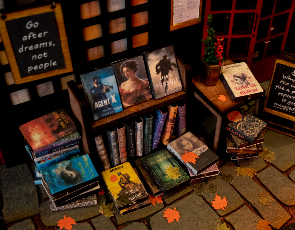 Dreamy MiniAlley - Booknook DIY kit